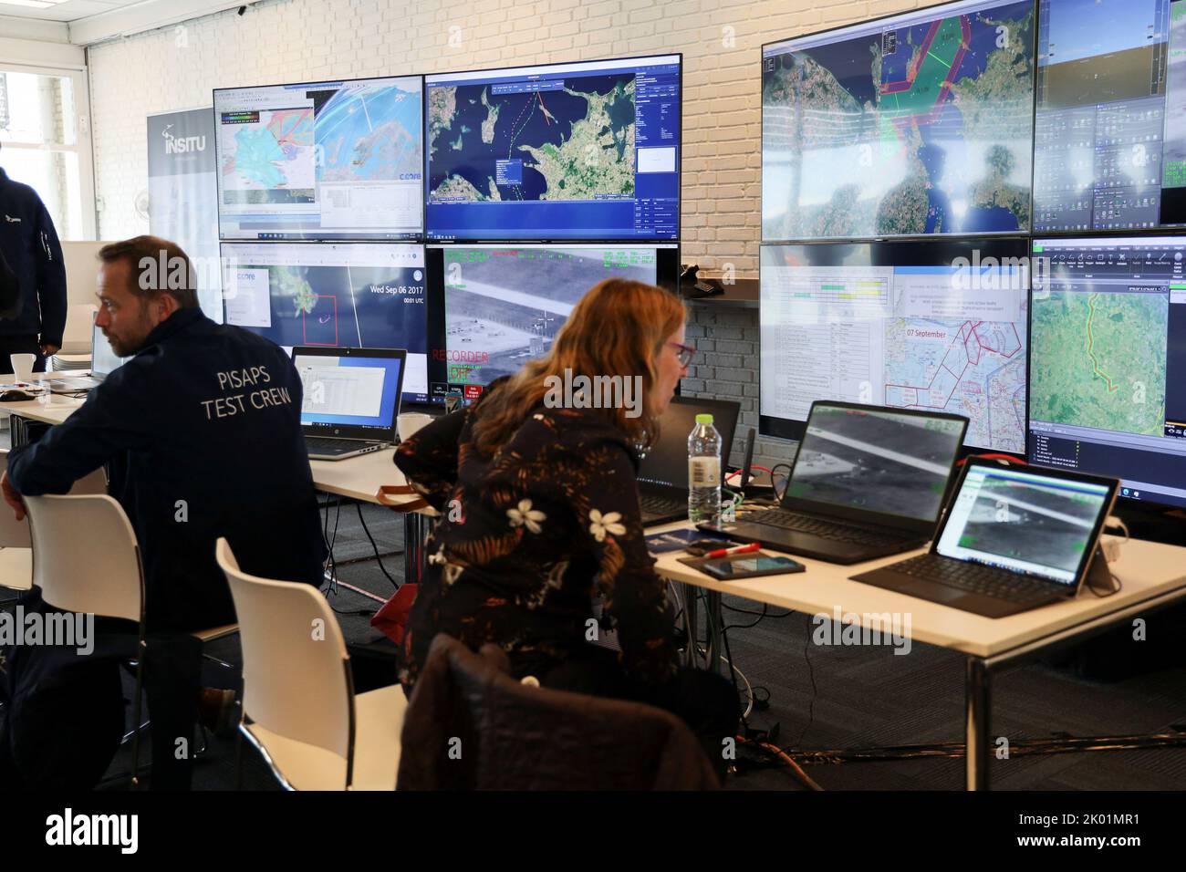 Unmanned satellites hi-res stock photography and images - Alamy