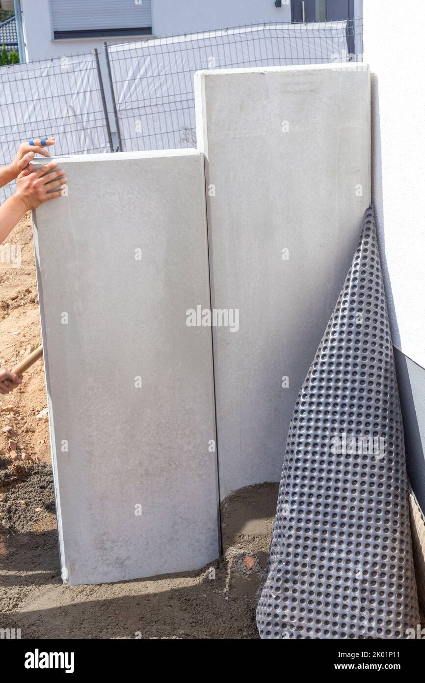 installation of a L-Stone at the concrete bed with contact to the knob ...