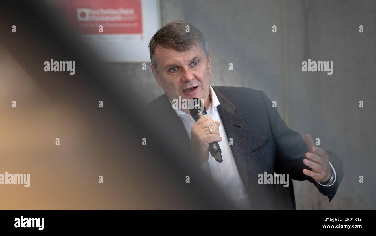 Berlin, Germany. 09th Sep, 2022. Burkhard Kieker, managing director of ...