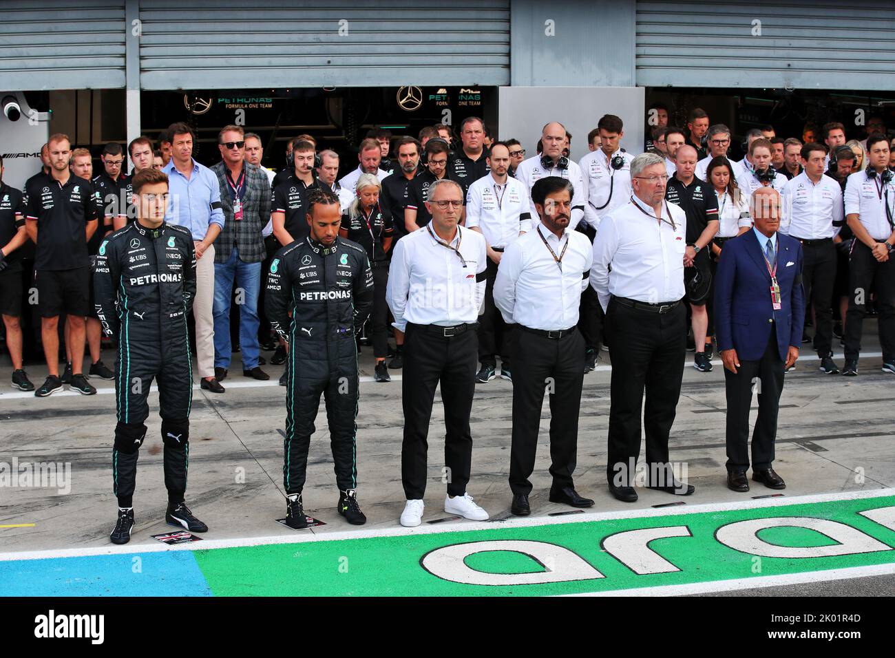 Queen elizabeth lewis hamilton hi-res stock photography and images - Alamy