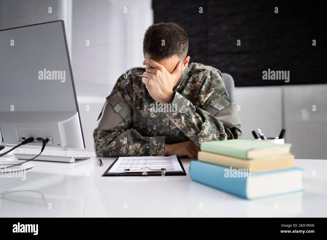 Military college graduation hi-res stock photography and images - Alamy