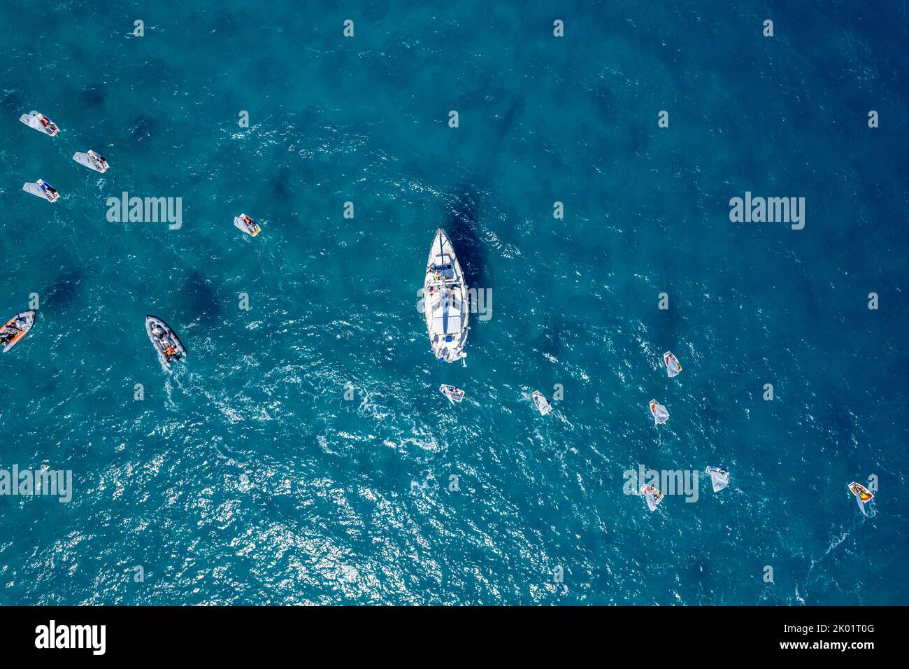 Sailing boat in the sea. Top view Stock Photo - Alamy