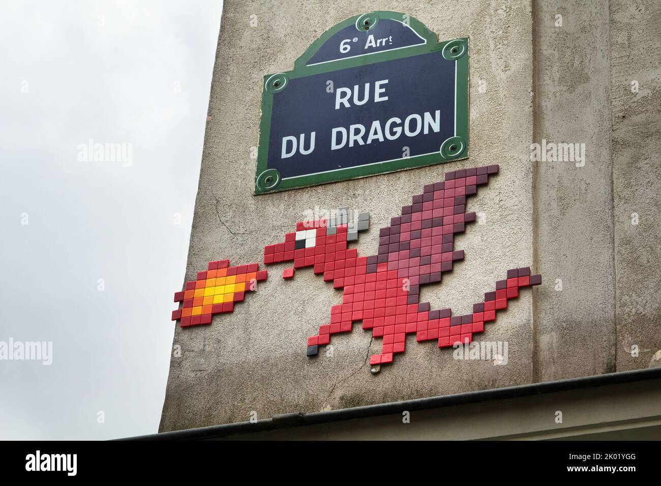 Visual odonomy - Rue du Dragon - Paris Stock Photo - Alamy