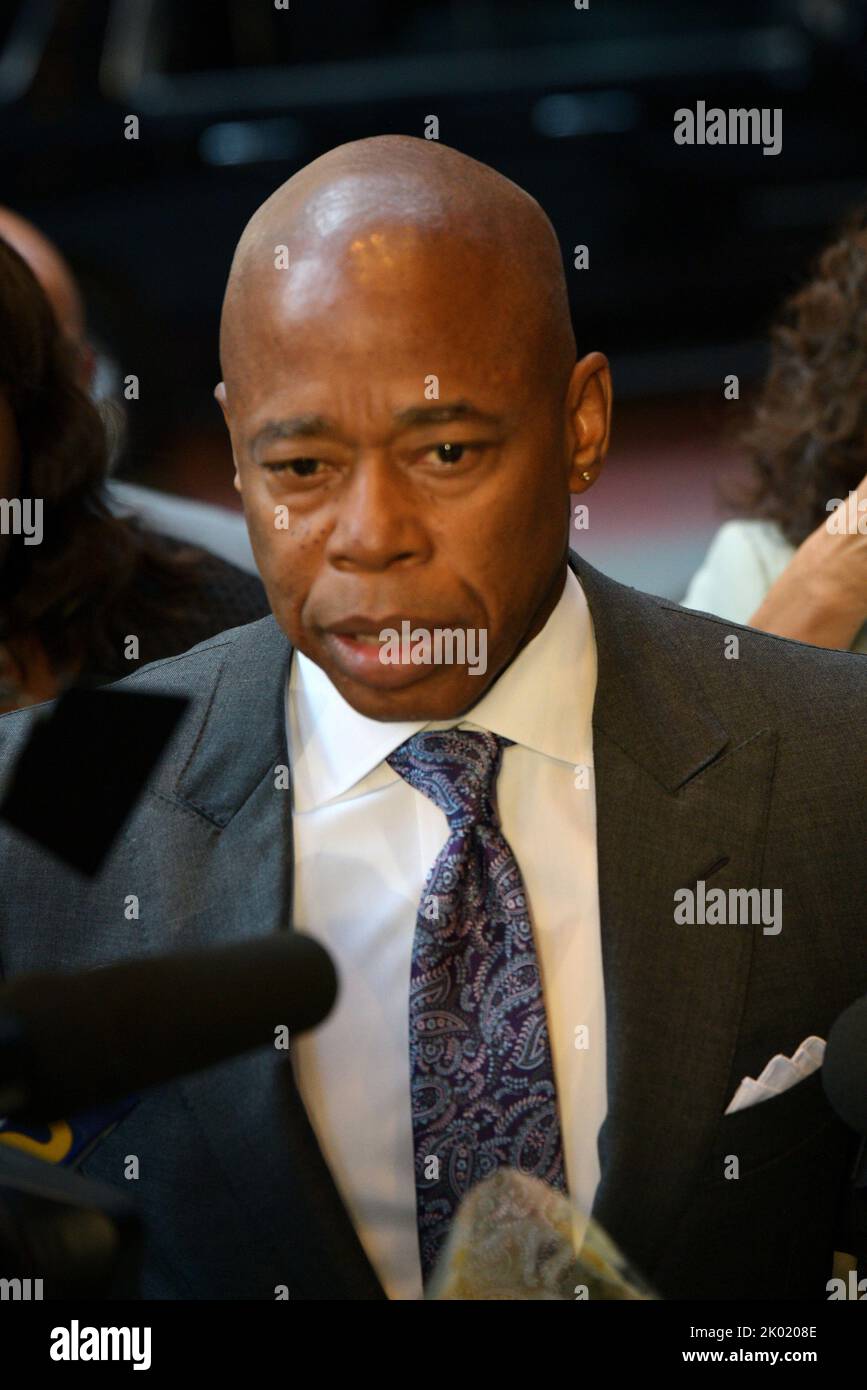 New York, NY, USA. 9th Sep, 2022. NY Mayor Eric Adams stops at the ...