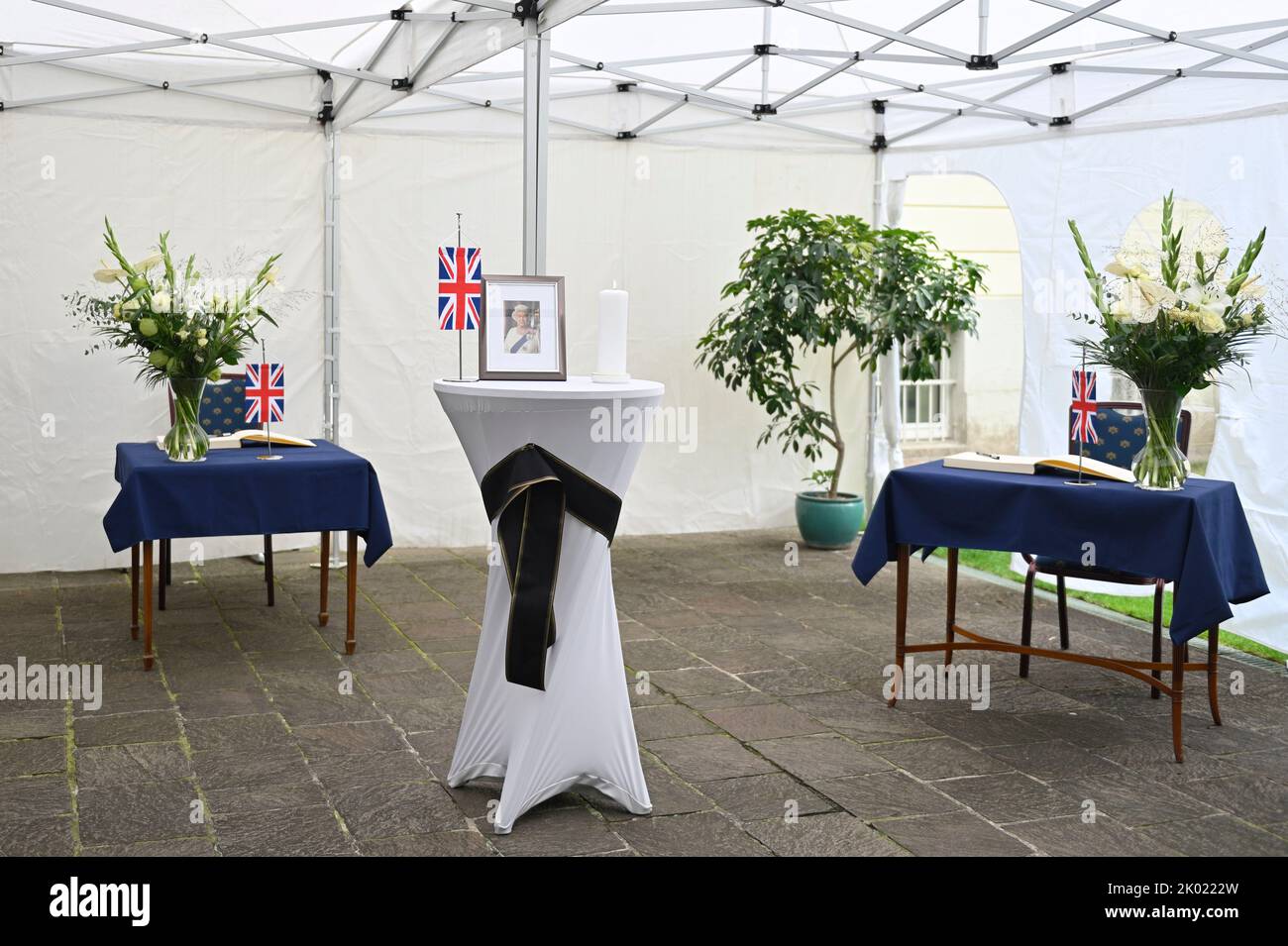 Vienna, Austria. 09th Sep, 2022. Mourning after the death of Queen ...