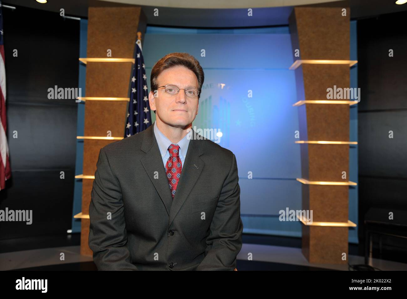 HUD Chief Financial Officer Doug Criscitello in HUD studio: YouTube ...