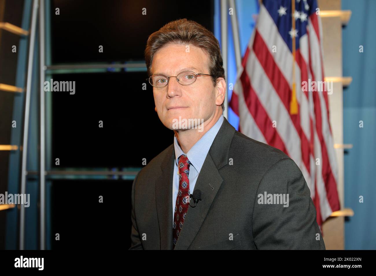 HUD Chief Financial Officer Doug Criscitello in HUD studio: YouTube ...