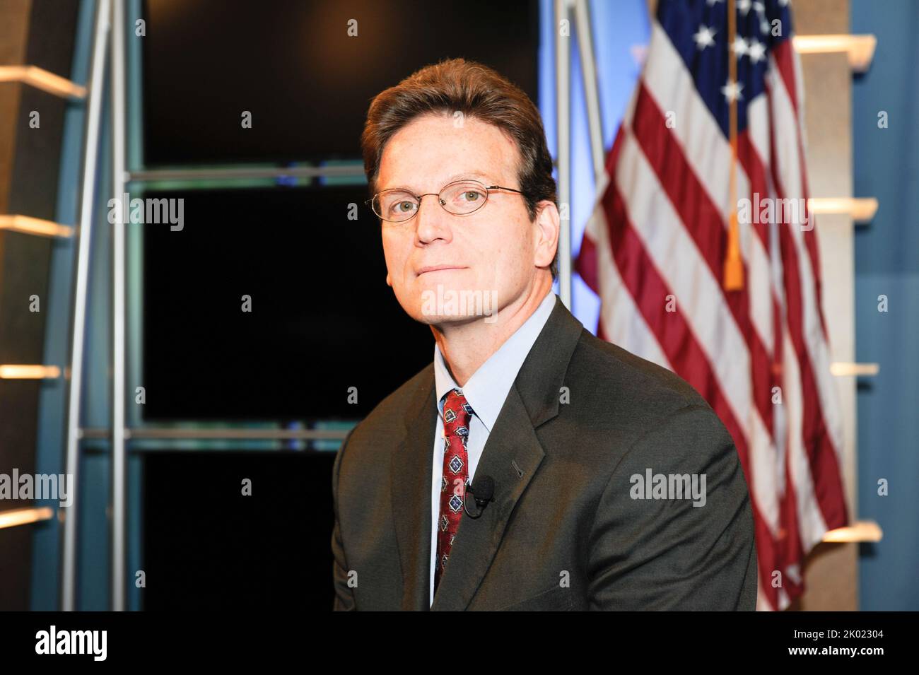 HUD Chief Financial Officer Doug Criscitello in HUD studio: YouTube ...