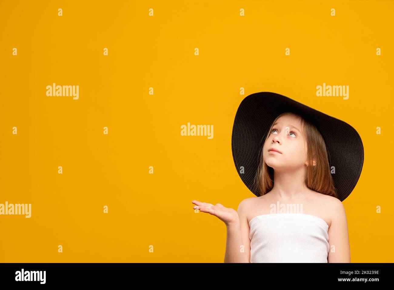 curious child special offer kid choice young girl Stock Photo - Alamy