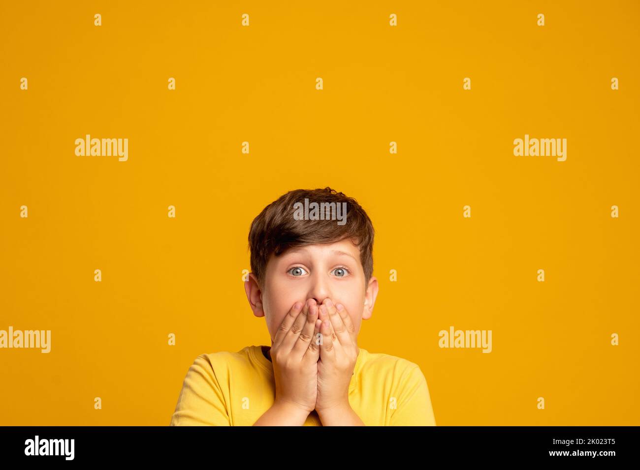 Omg reaction hi-res stock photography and images - Alamy