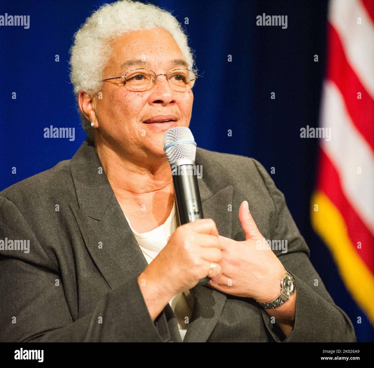 Town Hall ceremony, with Secretary Shaun Donovan and Deputy Secretary ...