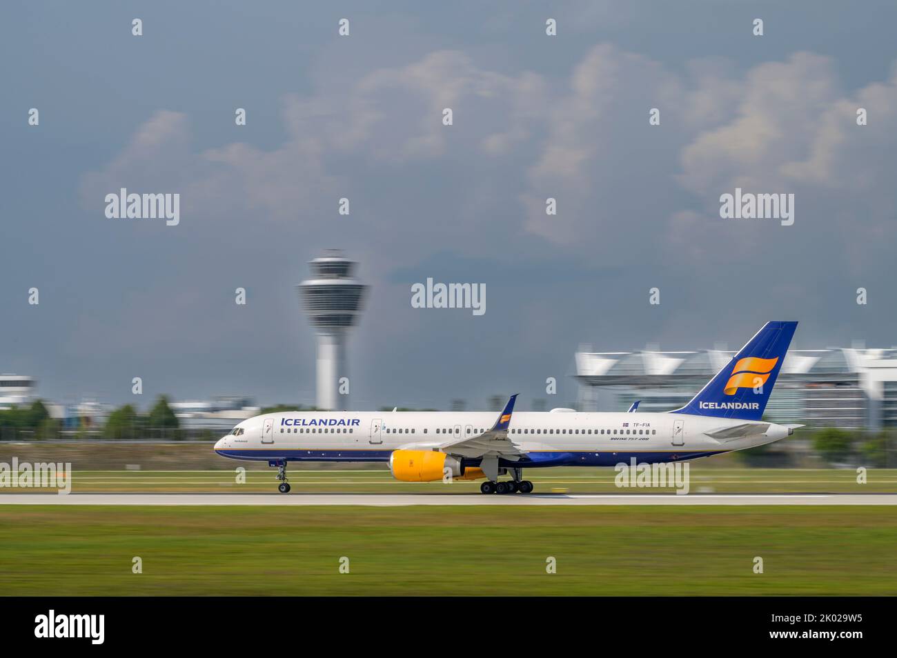 Icelandair Boeing 757-256 With The Aircraft Registration Number TF-FIA ...
