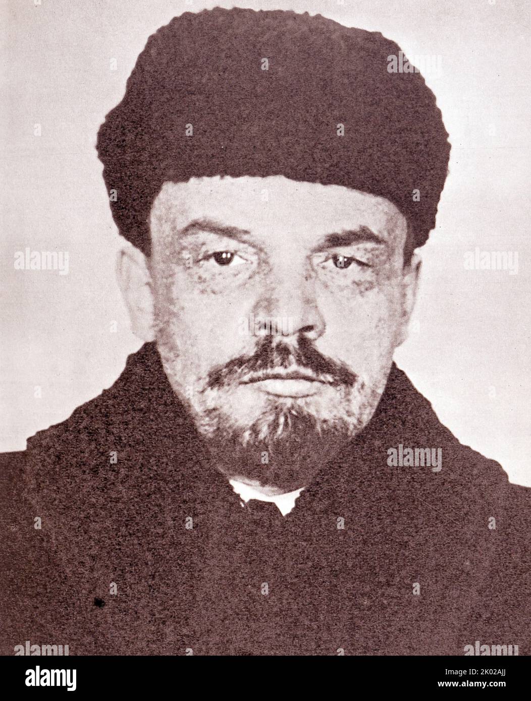 Vladimir lenin portrait hi-res stock photography and images - Alamy