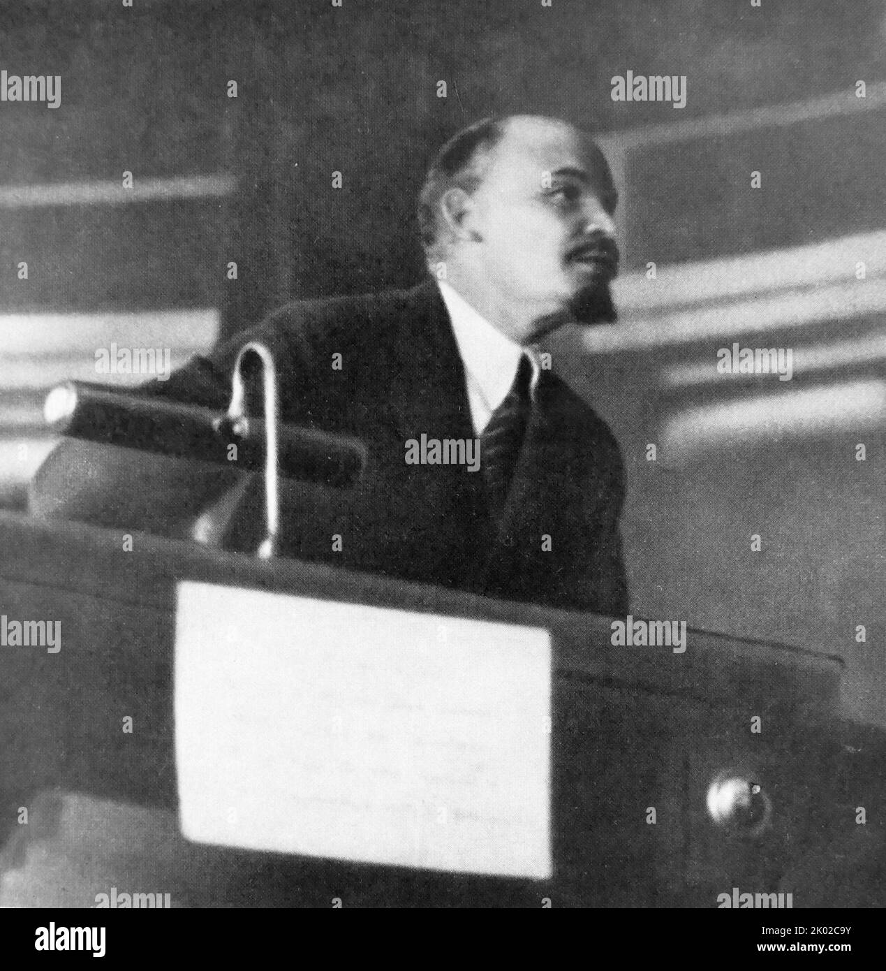 Lenin (1870 - 1924), Russian revolutionary, politician, and political ...