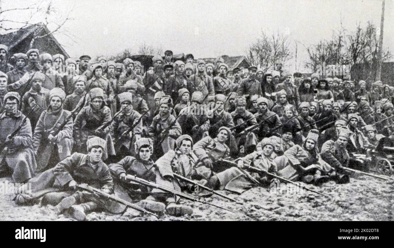 A detachment of cadets of the Novgorod courses of command personnel ...