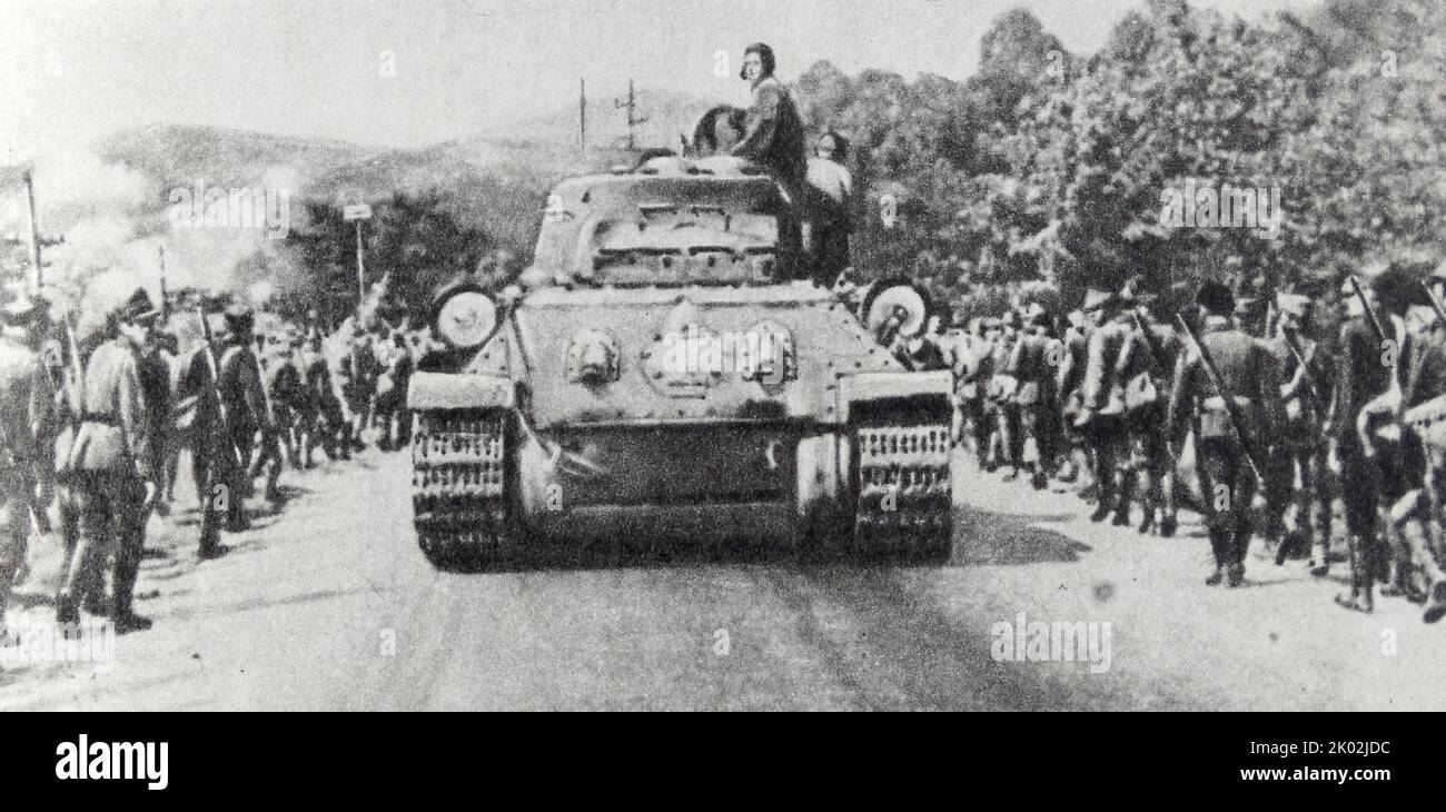Soviet and Romanian troops liberate Transylvania. 1944 Stock Photo - Alamy