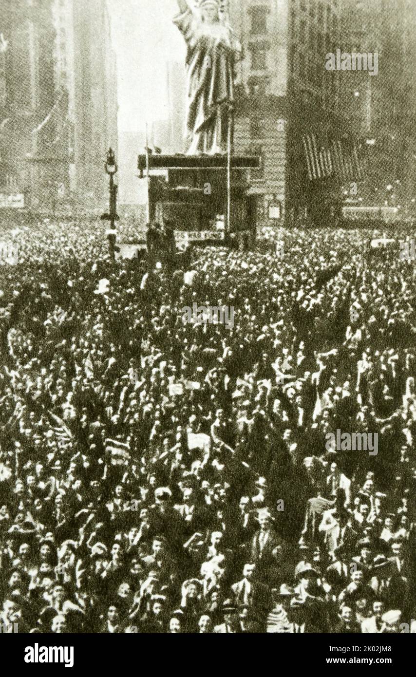 Victory in Europe Day (VE- Day) celebrated in New York at the end of ...