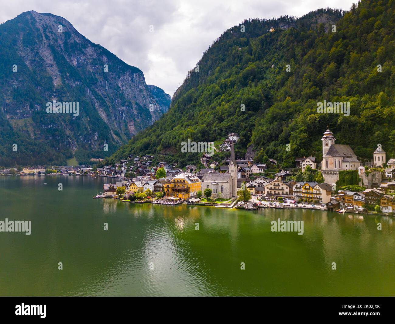 Aerial view of austrian mountain village Hallstatt and Hallstatter lake ...