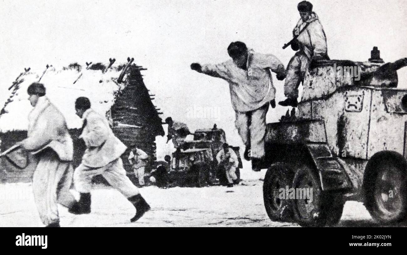 The battle to lift the siege of Leningrad. Paratroopers before the ...