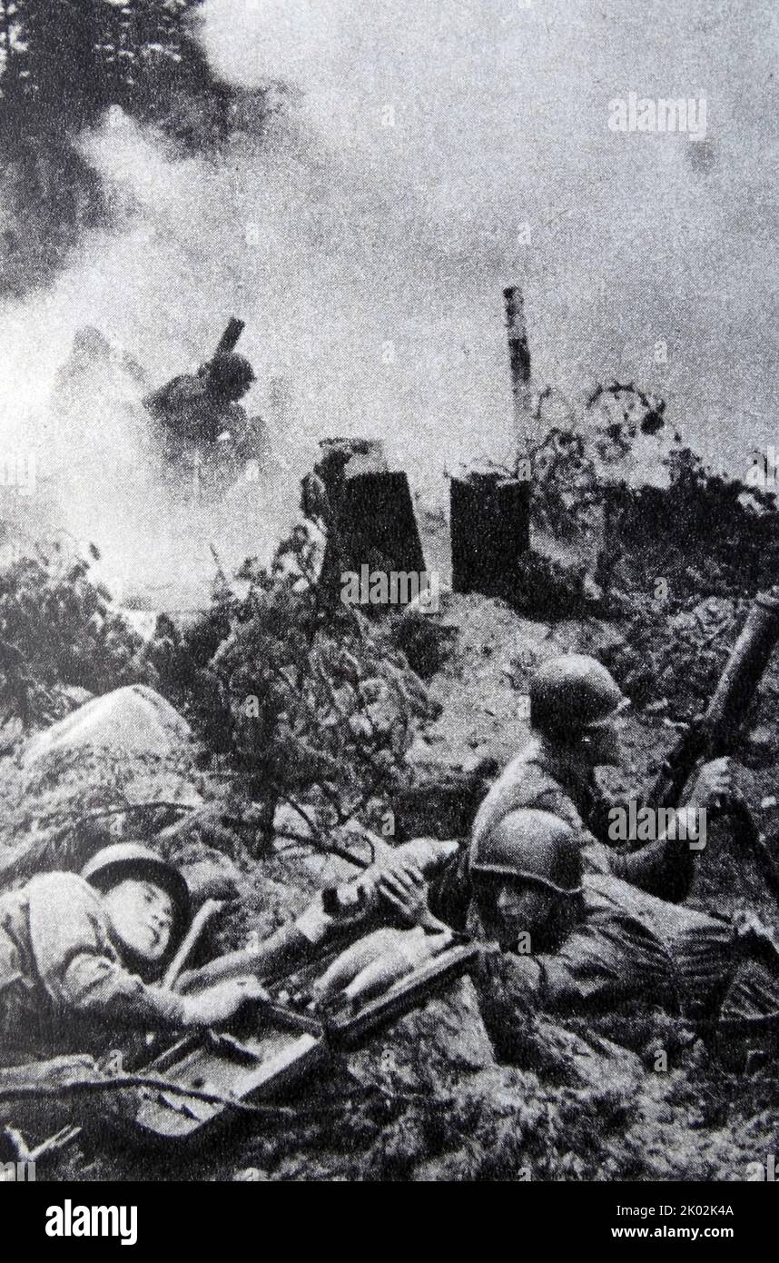 Soviet troops under attack during the German inasion of Russia 1941 ...