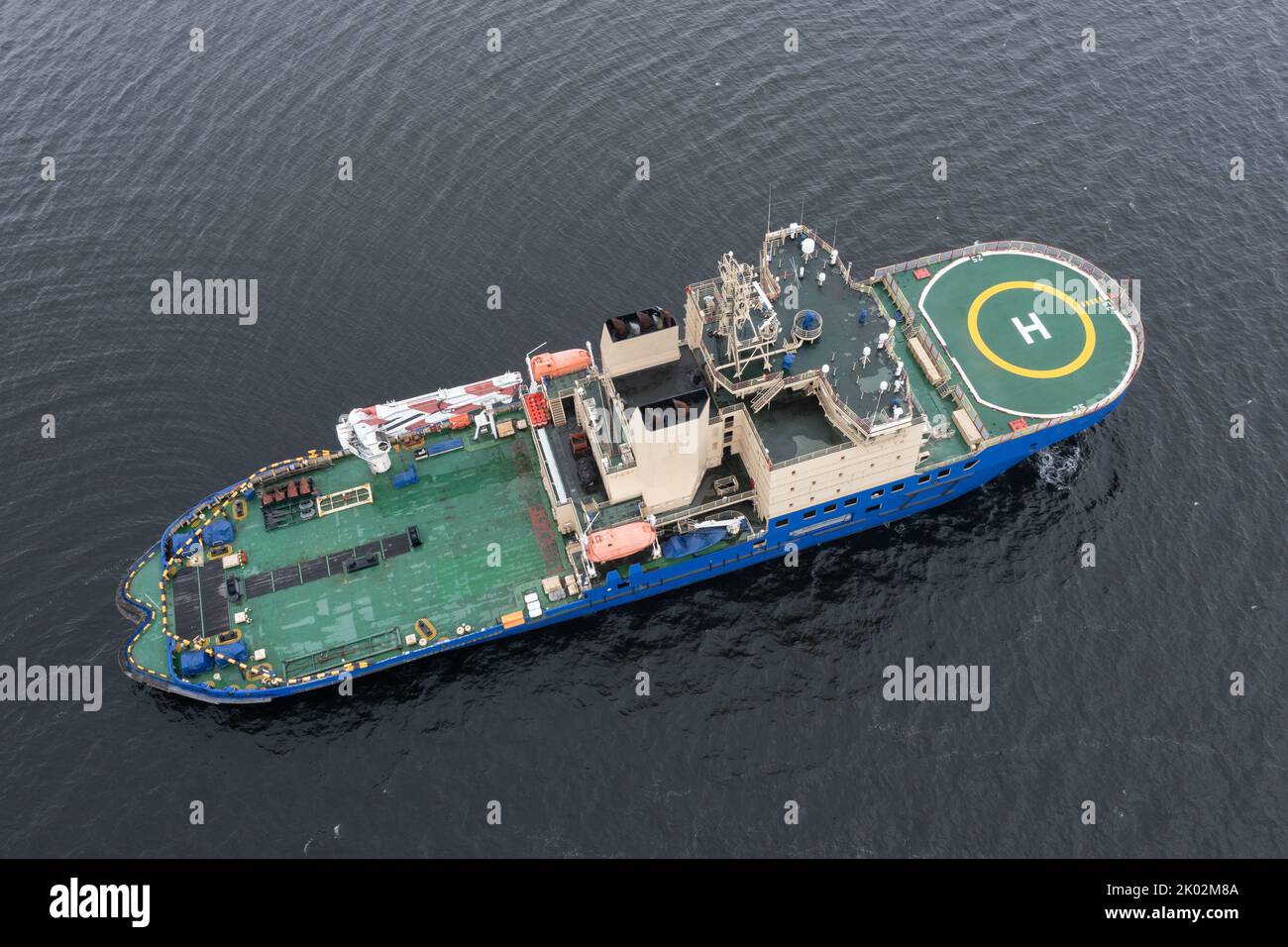 The ice breaker with a platform for helicopter landing, in the middle ...