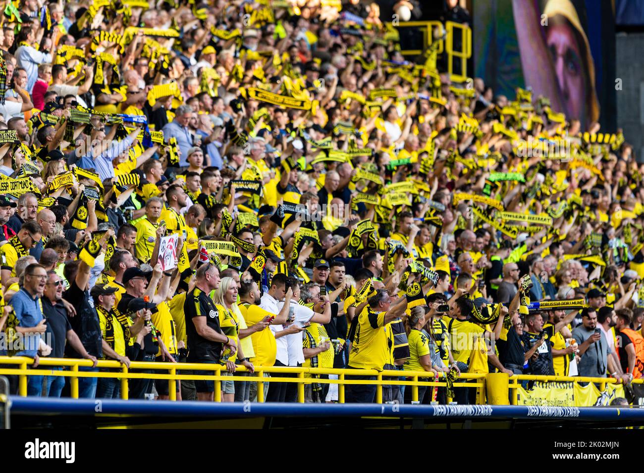 Dortmund, Germany. 06th, September 2022. Football fans of Dortmund seen ...