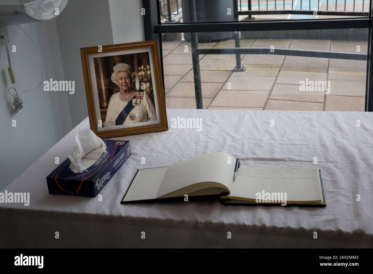 Paisley Renfrewshire council flags at half-mast Queen Elizabeth`s ...