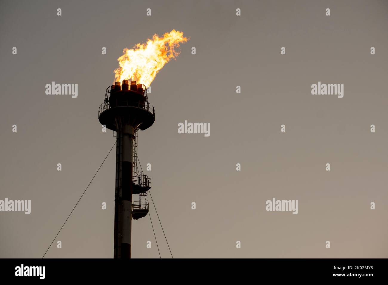 Industrial complex in a petrochemical refinery hi-res stock photography and images - Alamy