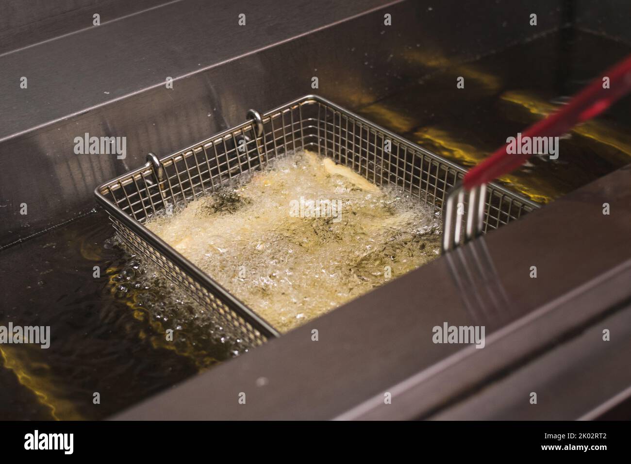 Deep fyring hi-res stock photography and images - Alamy