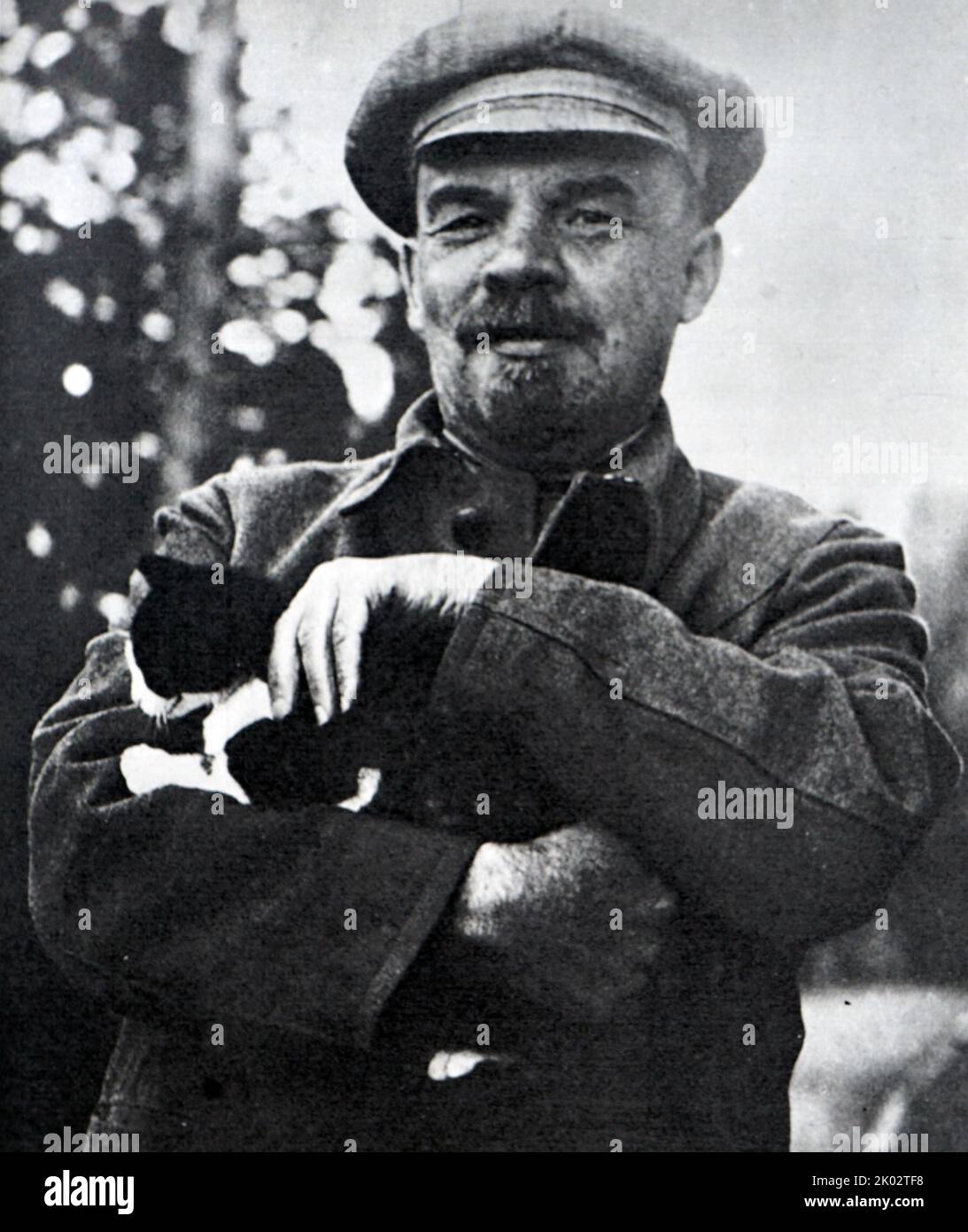 Vladimir Lenin on vacation in Gorki Stock Photo - Alamy