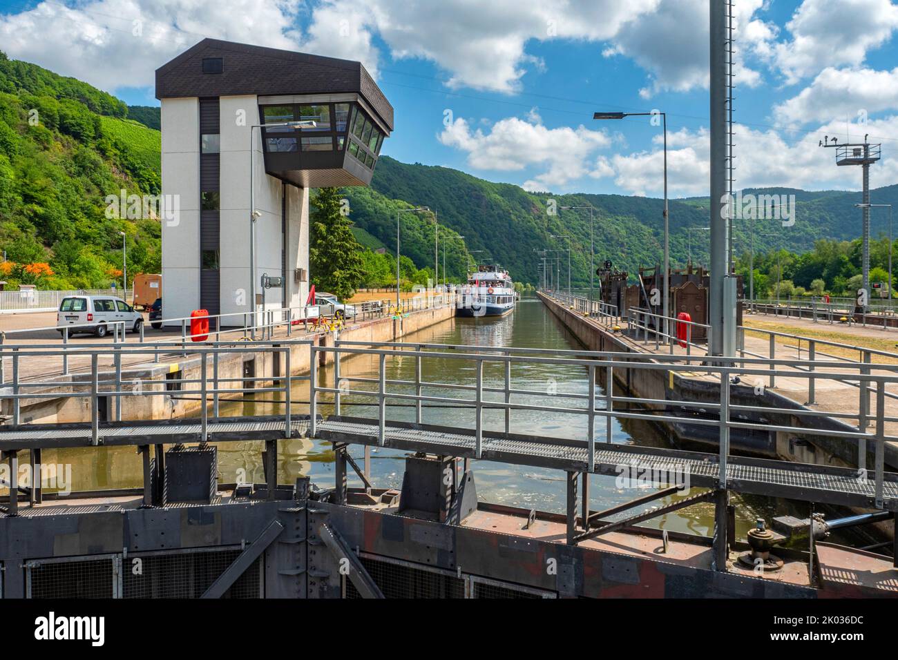 Serrig state stage and lock hi-res stock photography and images - Alamy