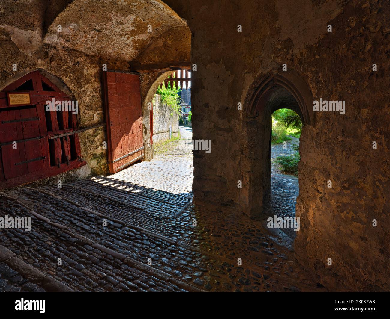Stairway to the upper castle gate hi-res stock photography and images ...