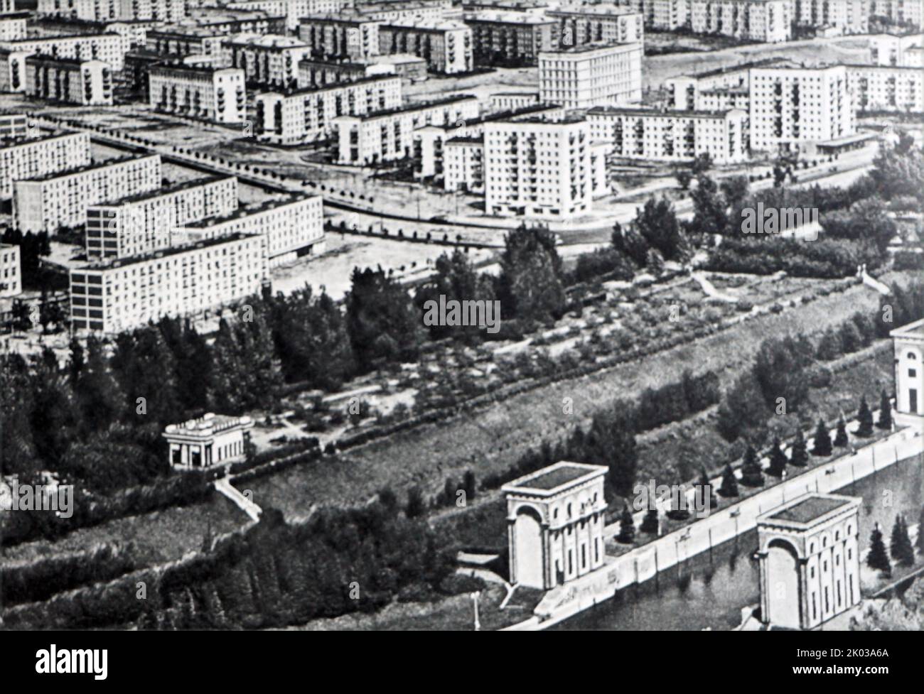 Public housing project in Moscow, Soviet Union. 1965 Stock Photo - Alamy