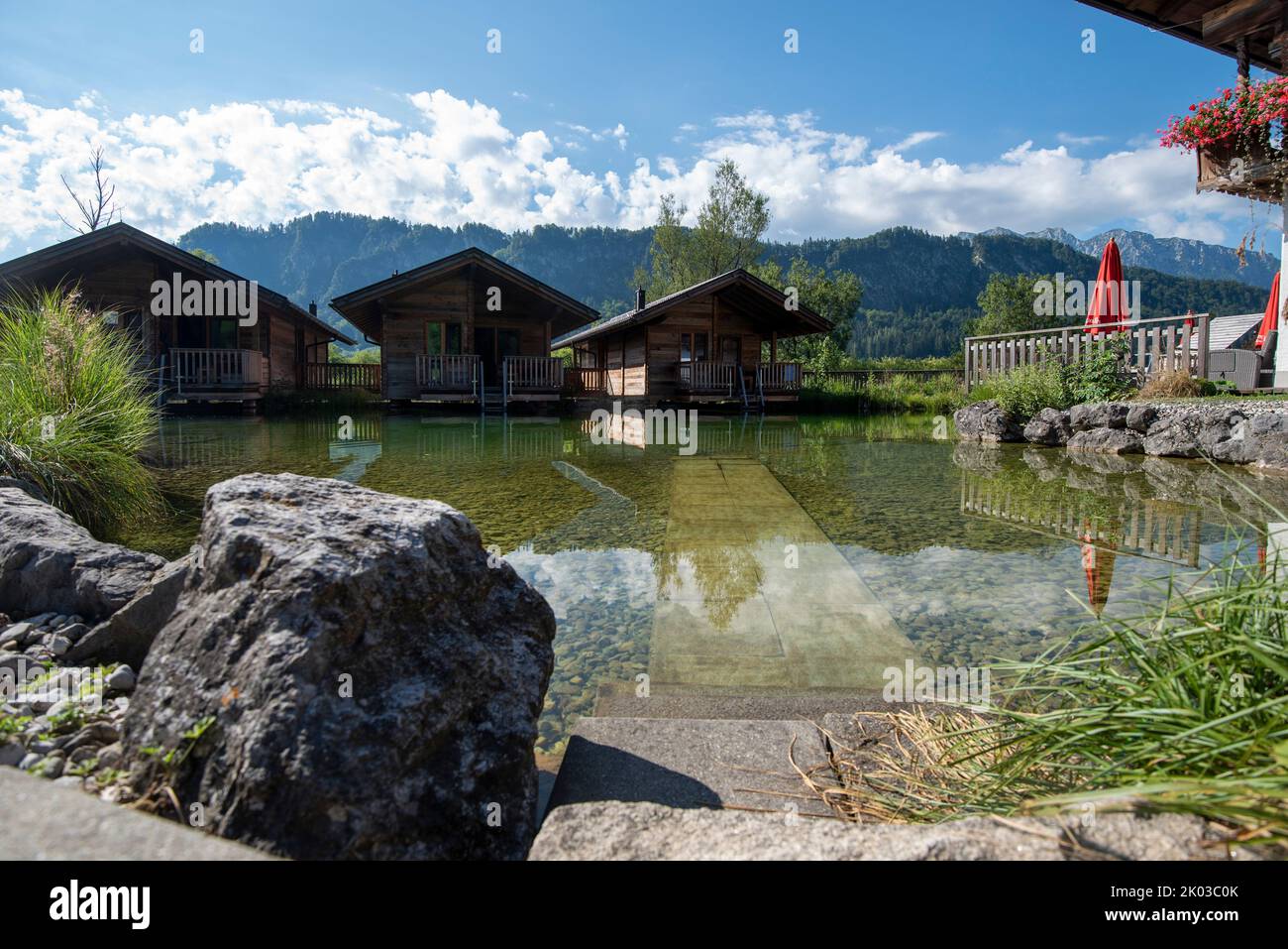 Wooden cabins by the natural pond, Golf- und Sporthotel Moarhof ...