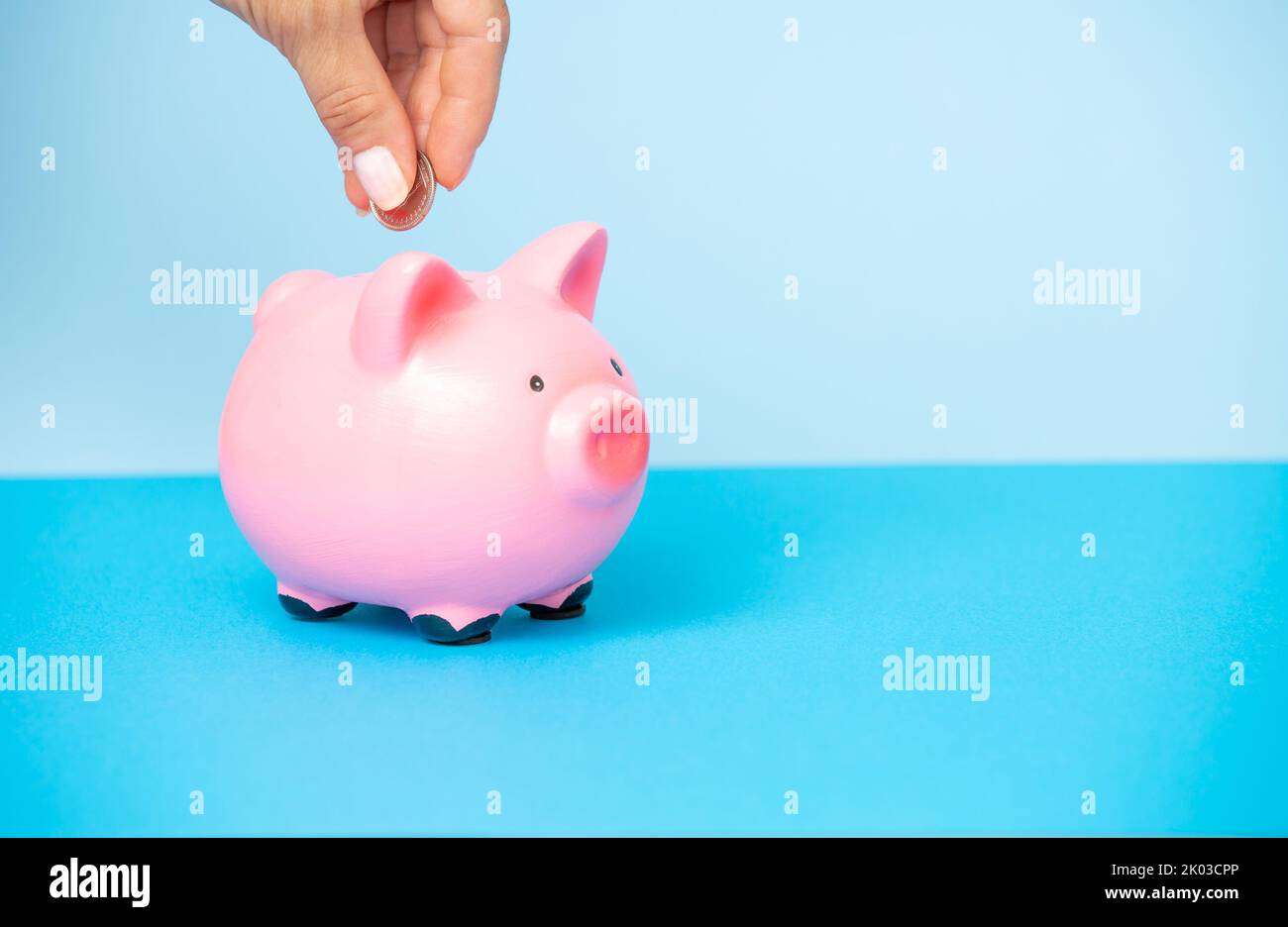 Kid puts in a box hi-res stock photography and images - Alamy