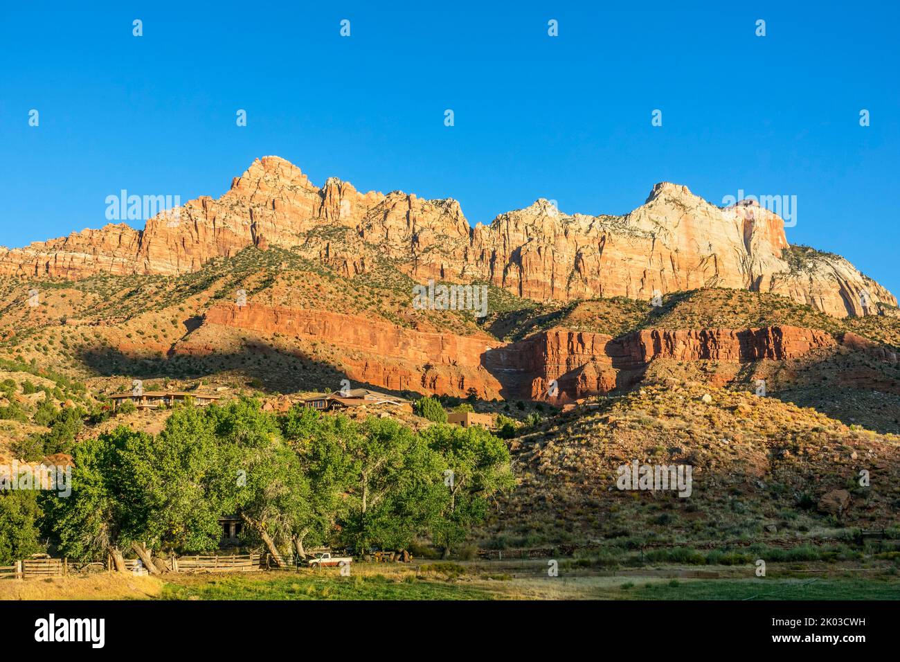 West temple hi-res stock photography and images - Alamy