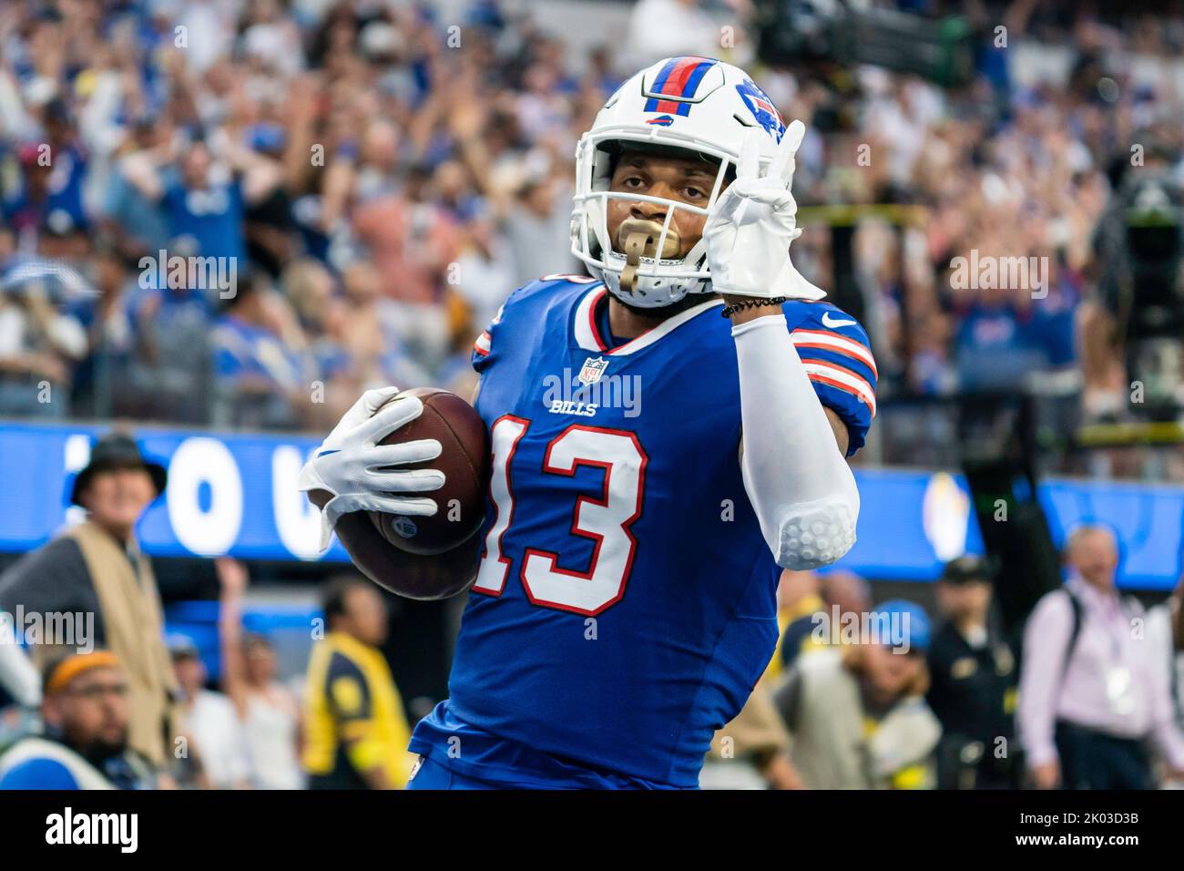 Gabe davis bills hi-res stock photography and images - Alamy