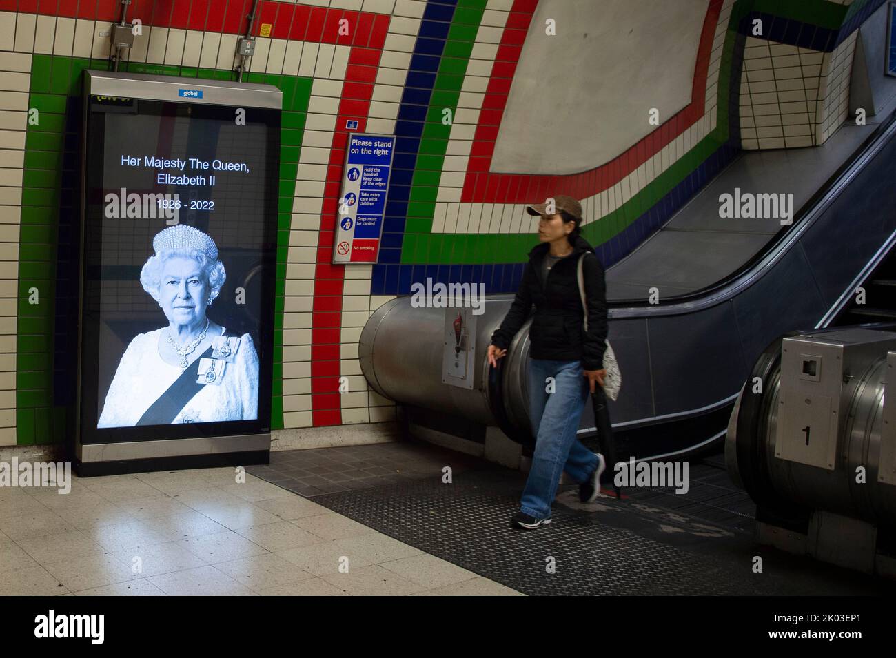 UK. 09th Sep, 2022. Advertising signs at Piccadilly Circus commemerate ...