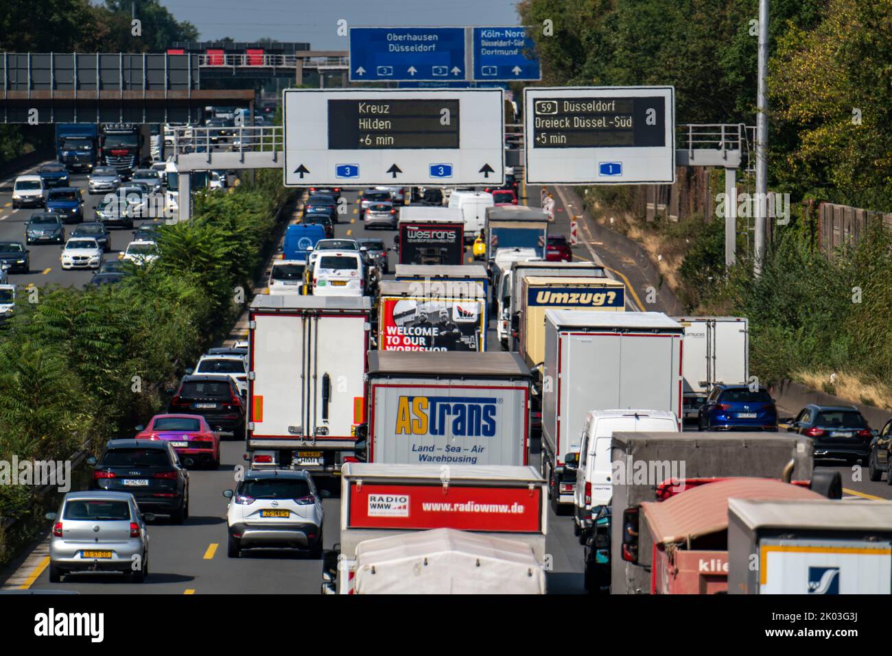 Traffic jam on the A3 motorway, over 8 lanes, in both directions ...