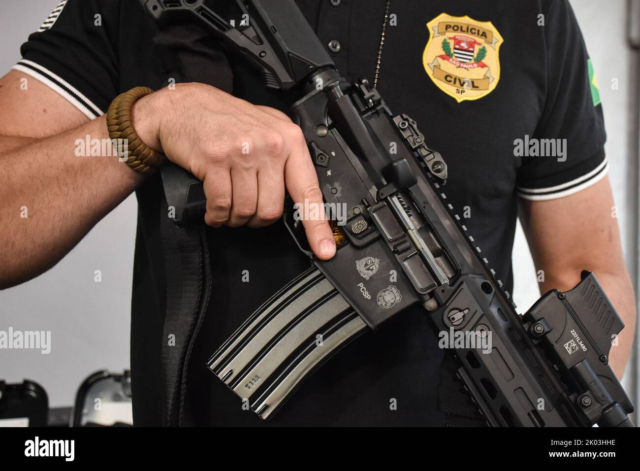 Carbine machine gun hi-res stock photography and images - Alamy