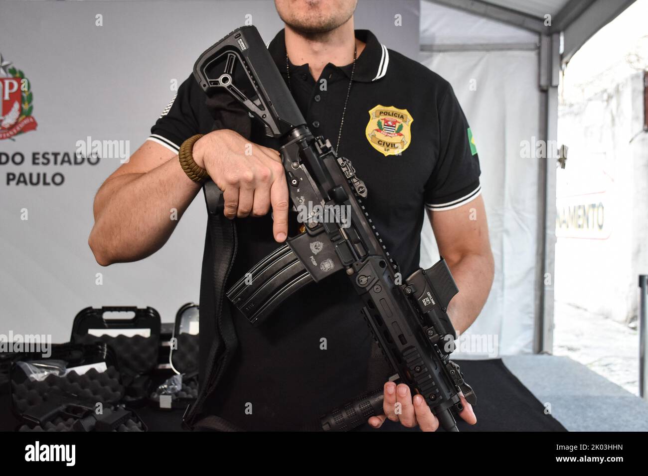 Carbine machine gun hi-res stock photography and images - Alamy