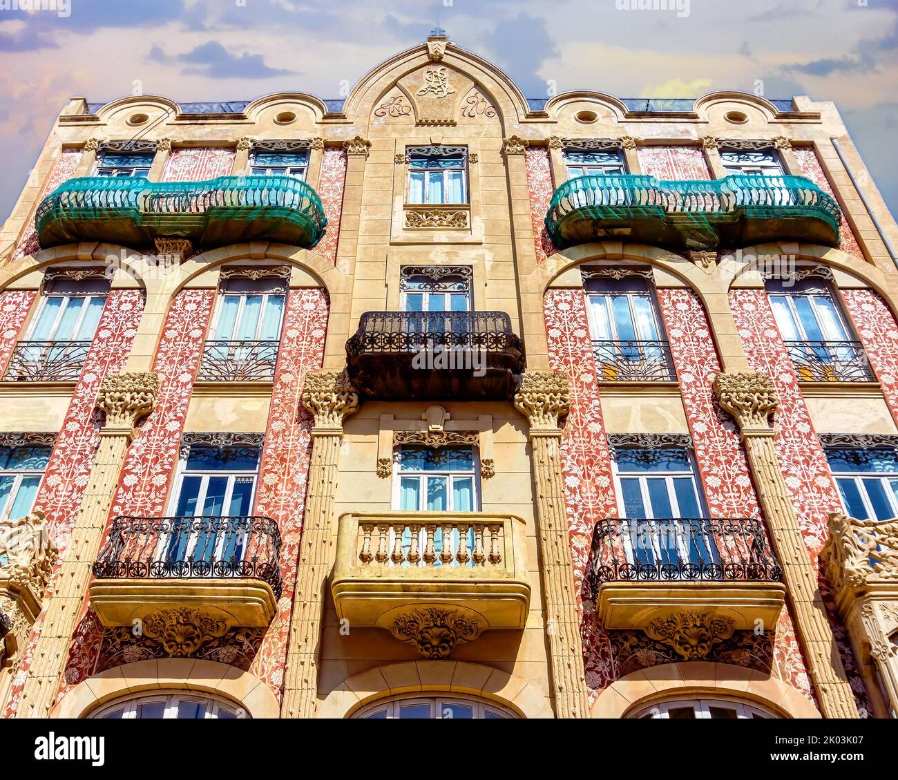 Old punt hi-res stock photography and images - Alamy