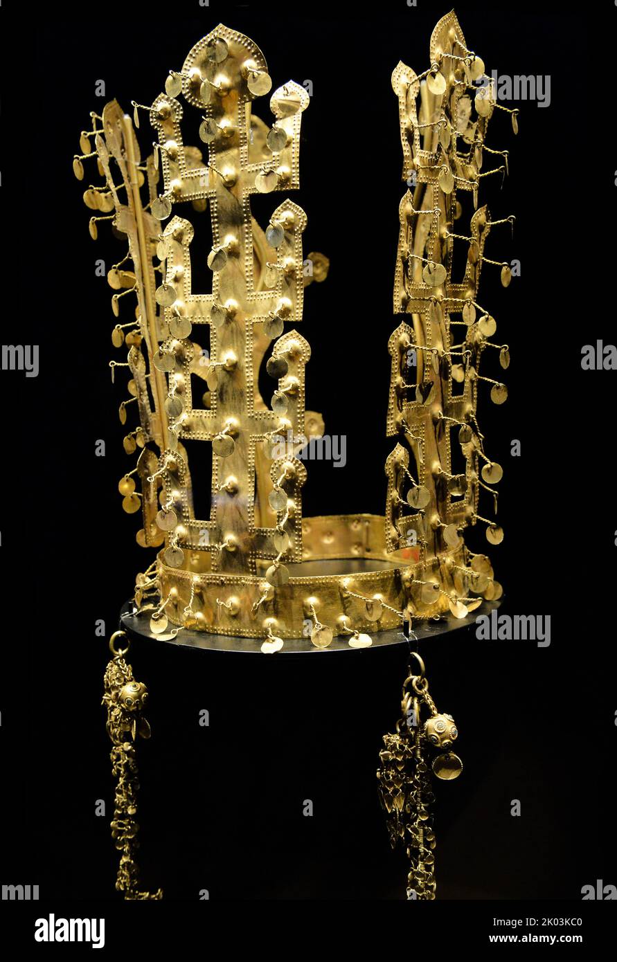 The Gold Crown from Cheonmachong, designated as the 188th National ...