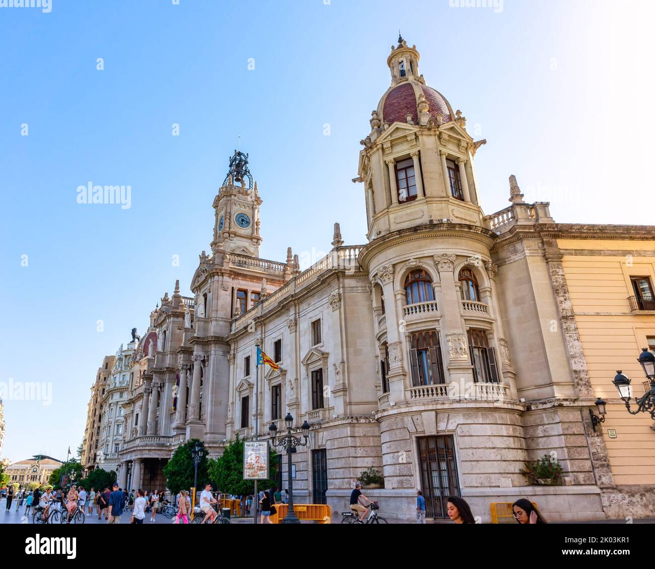 Valencia city hall building hi-res stock photography and images - Alamy