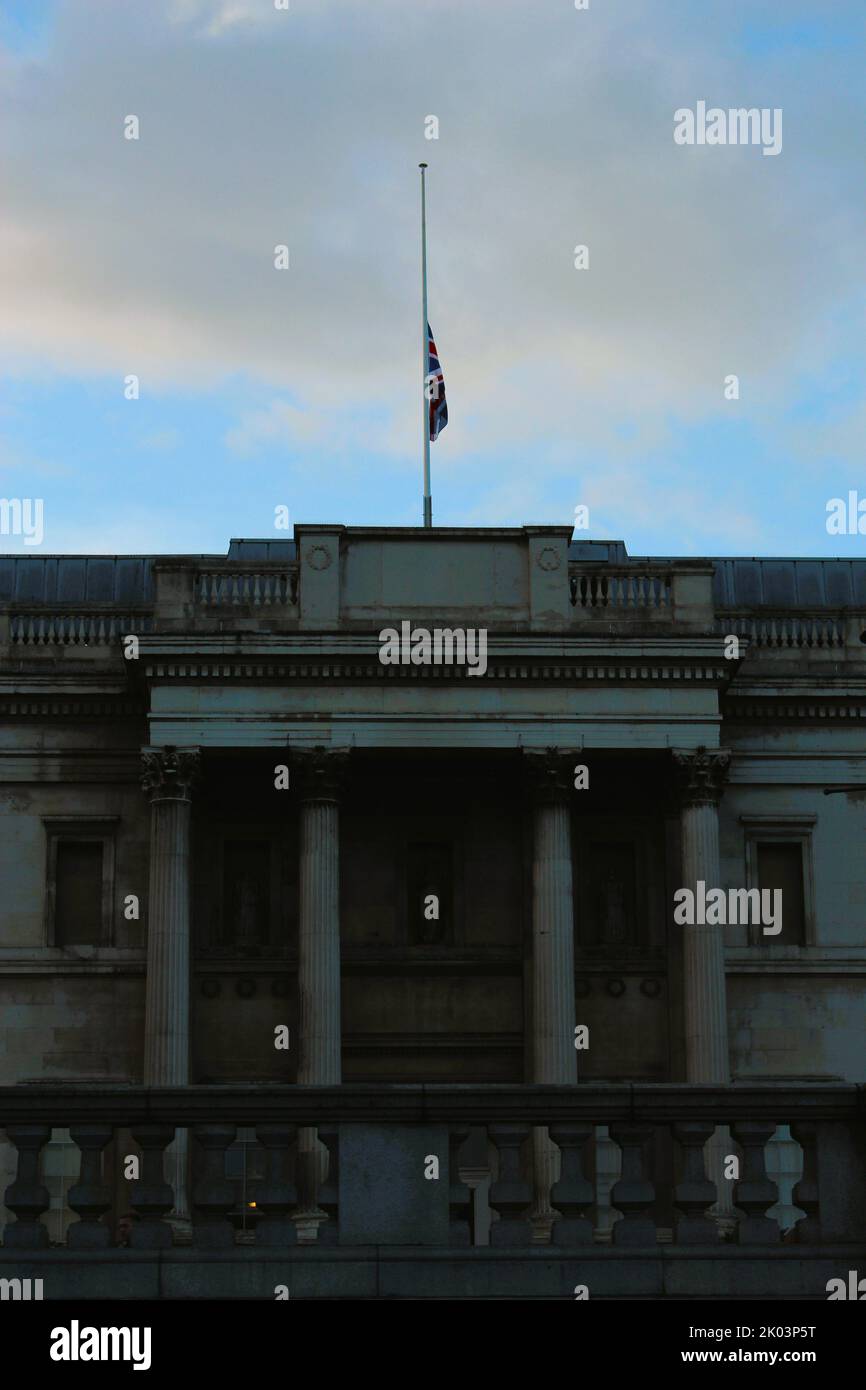 London, United Kingdom. 8th Sep, 2022. UK flag lowered to half-mast at ...