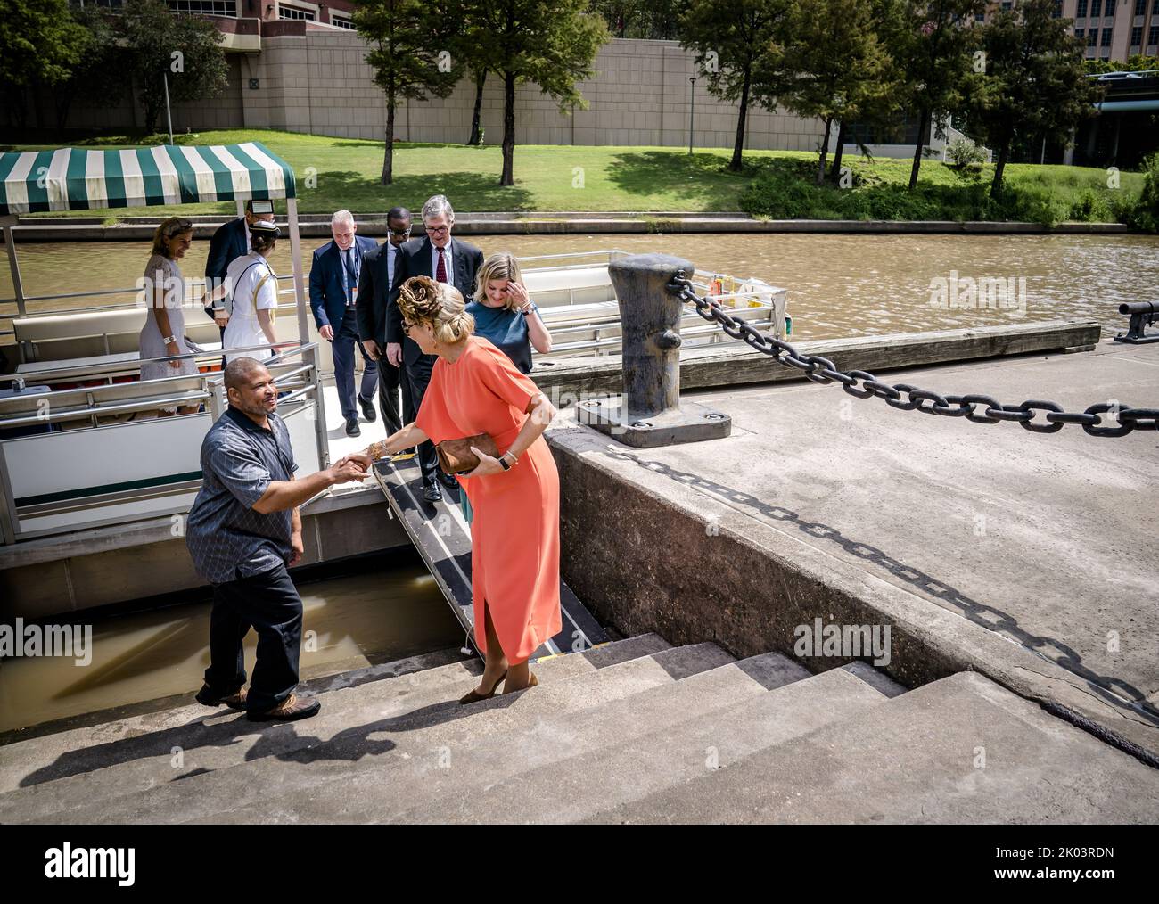 2022-09-09 12:00:50 HOUSTON - Queen Maxima is taking a boat trip on the ...