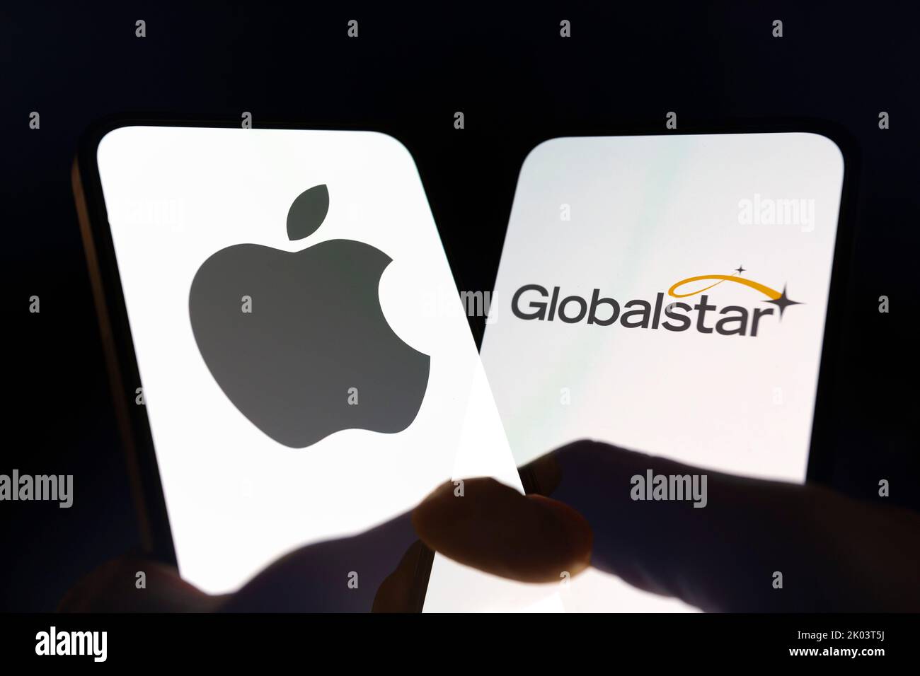 Globalstar hi-res stock photography and images - Alamy