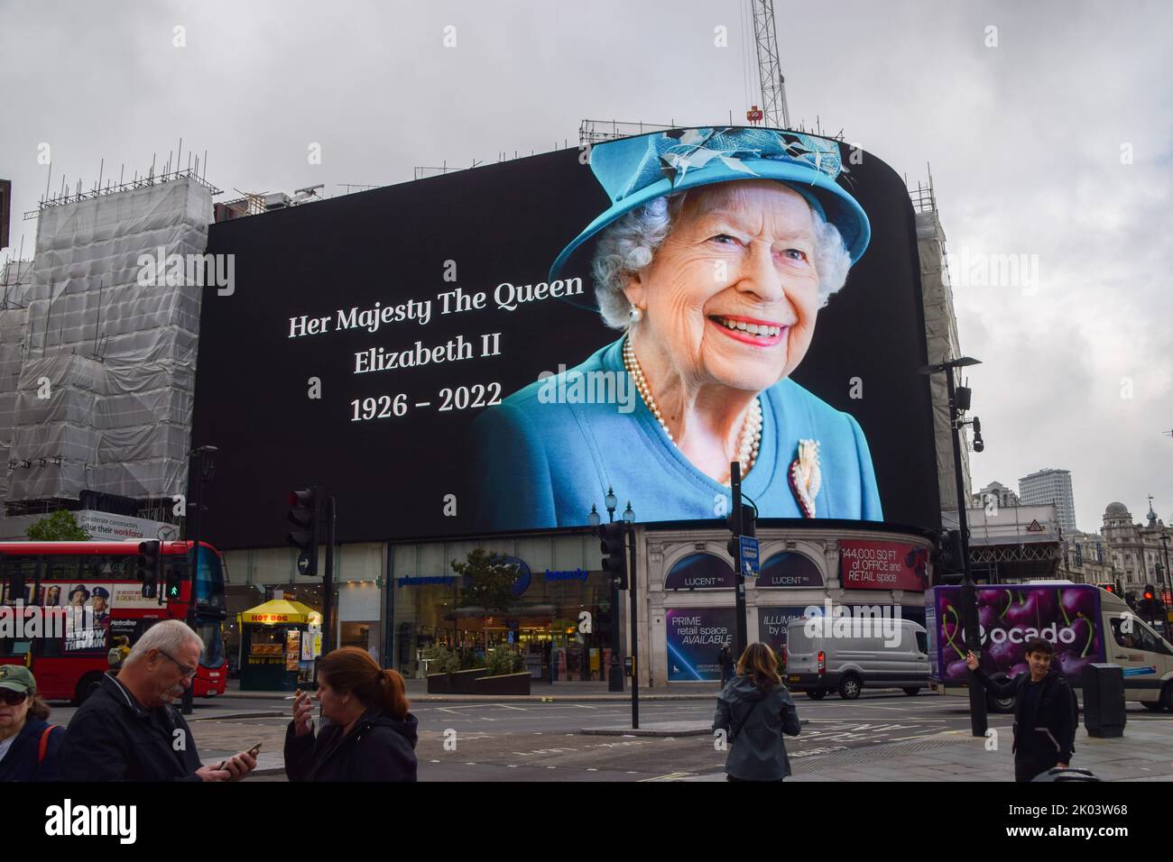 London, UK. 9th Sep, 2022. Piccadilly Lights in Piccadilly Circus ...