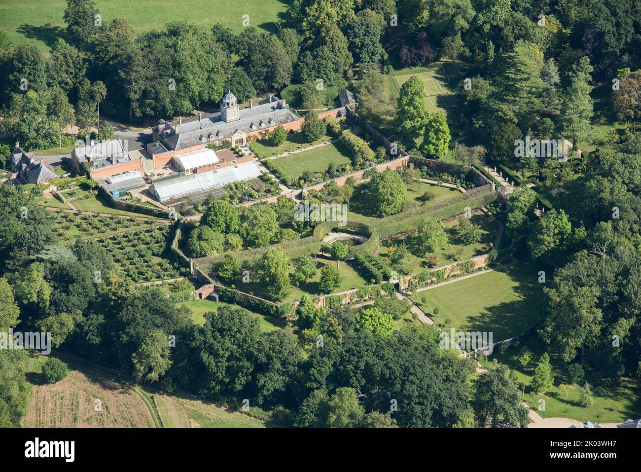 Buscot park hi-res stock photography and images - Alamy