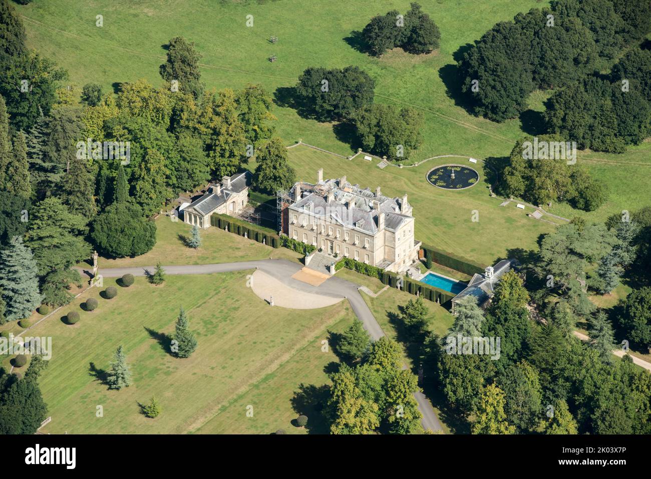 Buscot park hi-res stock photography and images - Alamy